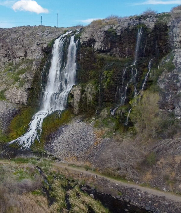 The Ultimate Guide to Box Canyon State Park in Idaho - Be My Travel Muse