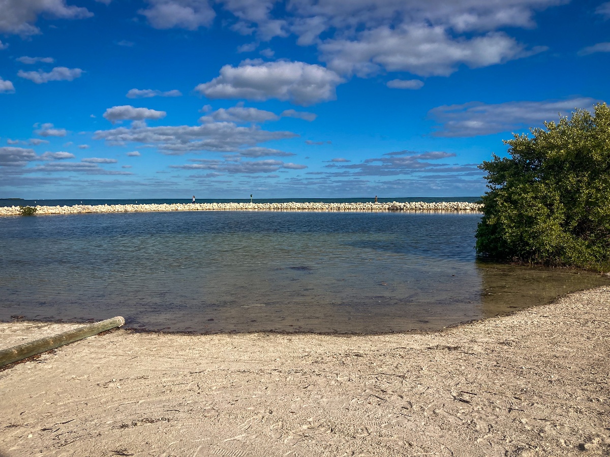 6 Best Beaches in Key Largo (Public + Private) - Be My Travel Muse